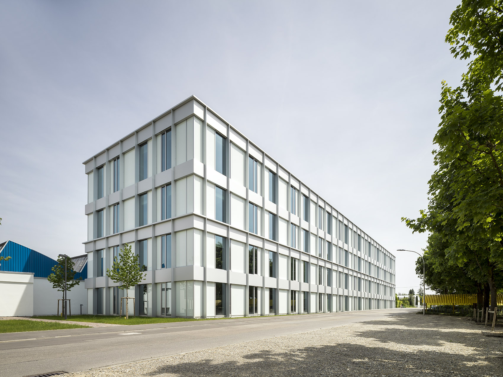 Uhlmann Office Building by Barkow Leibinger - 谷德设计网
