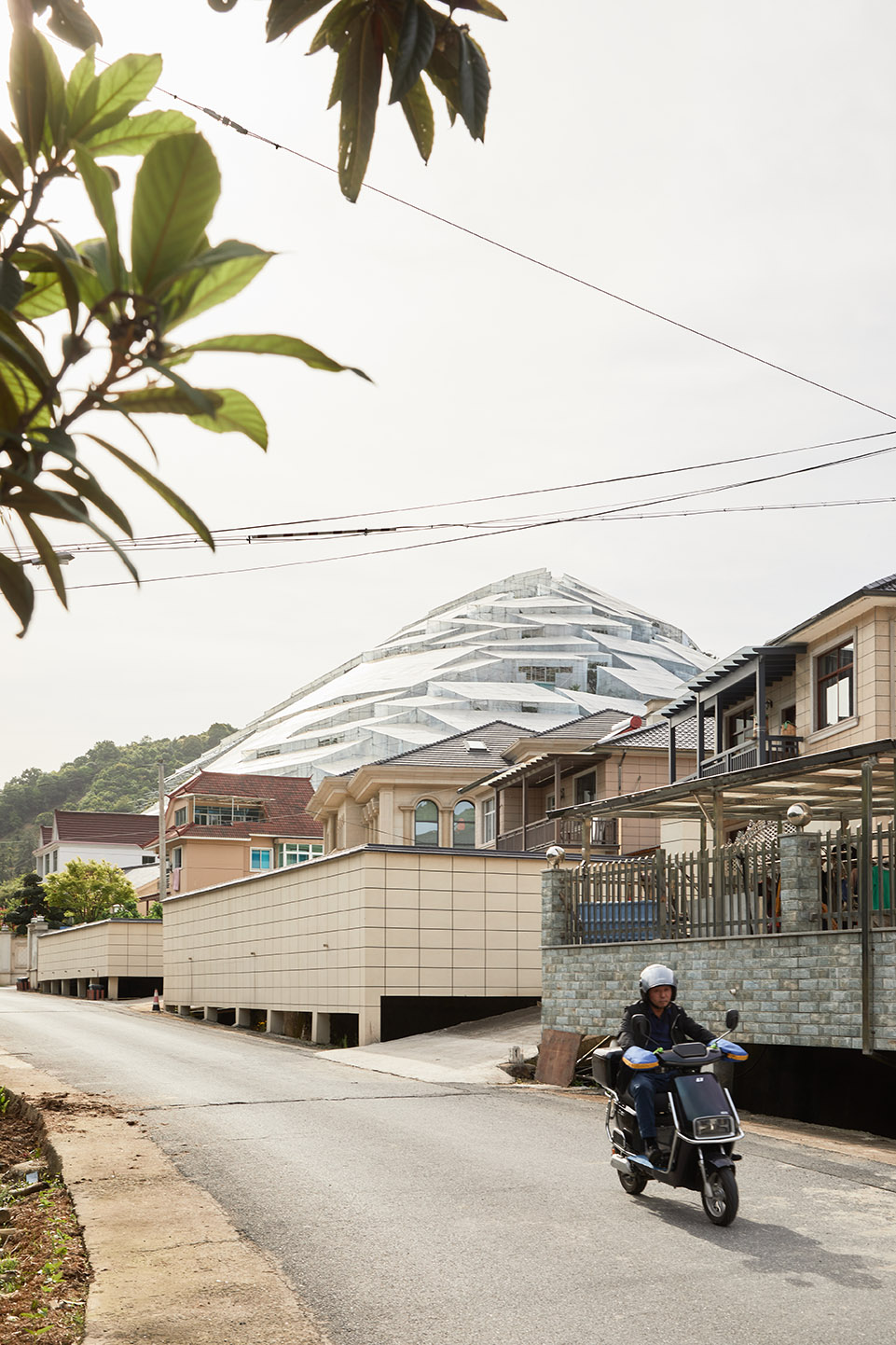 Photography: Architecture without an architect: “The art museum at the foot of the mountain” by ...