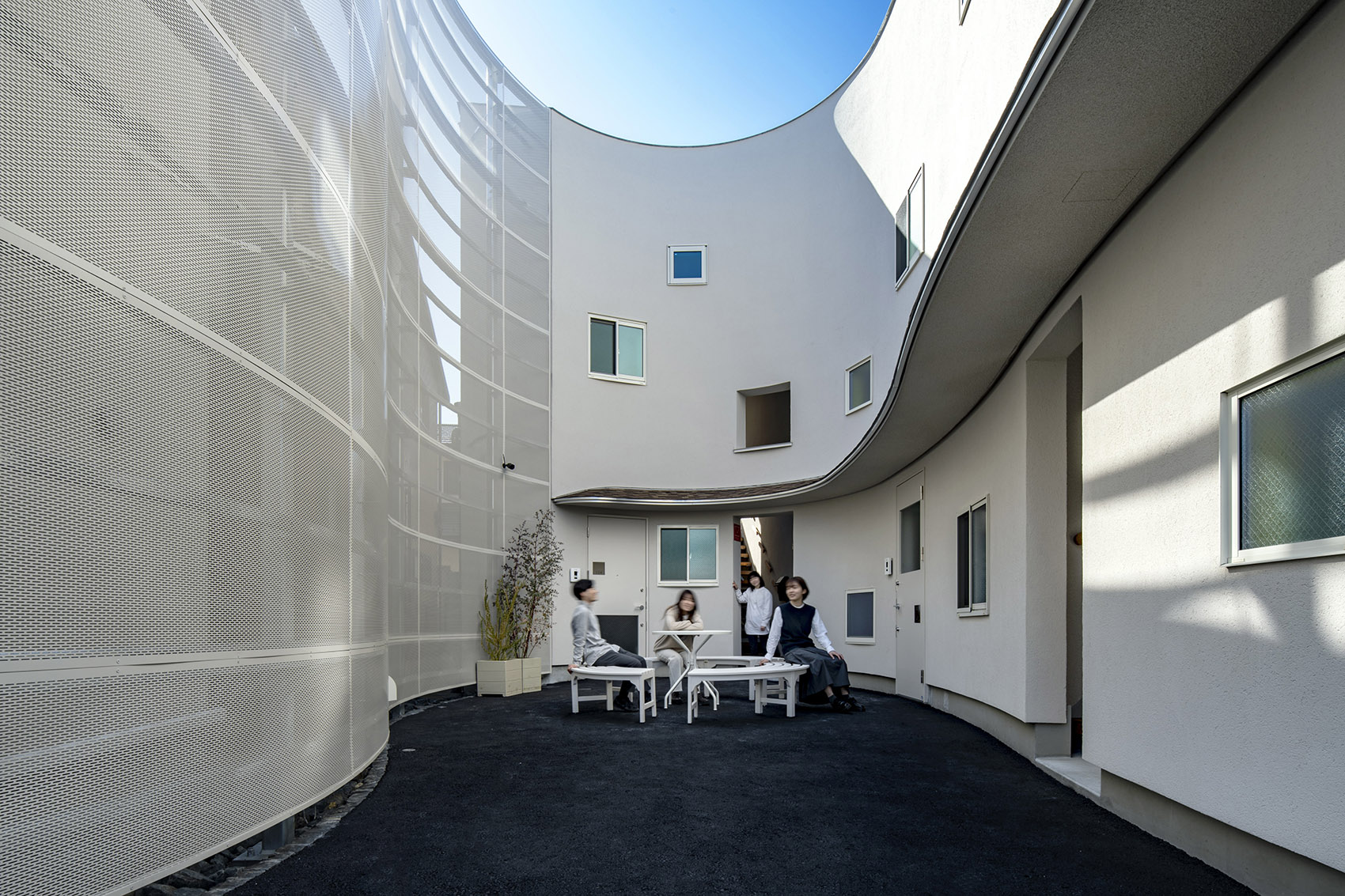 Kubomi Apartments by Organic Design Inc. - 谷德设计网