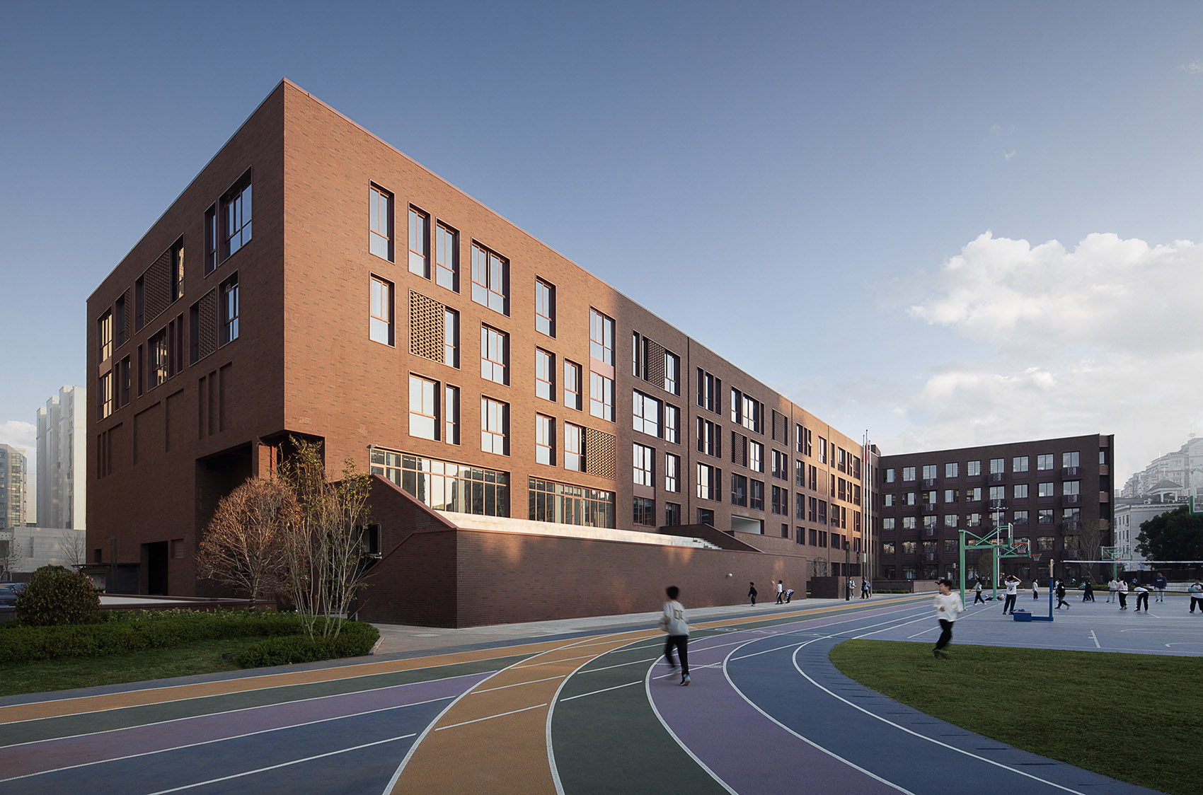 Yiwu Xiuhu Primary School expansion project, China by JIUMI Design - 谷德设计网