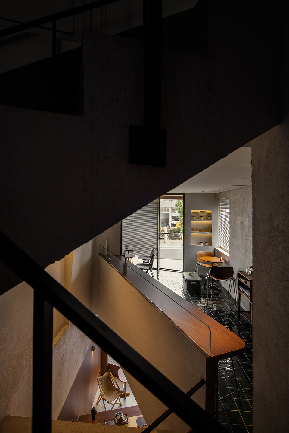 Vertical coffee shop by Nine Pick Design - 谷德设计网