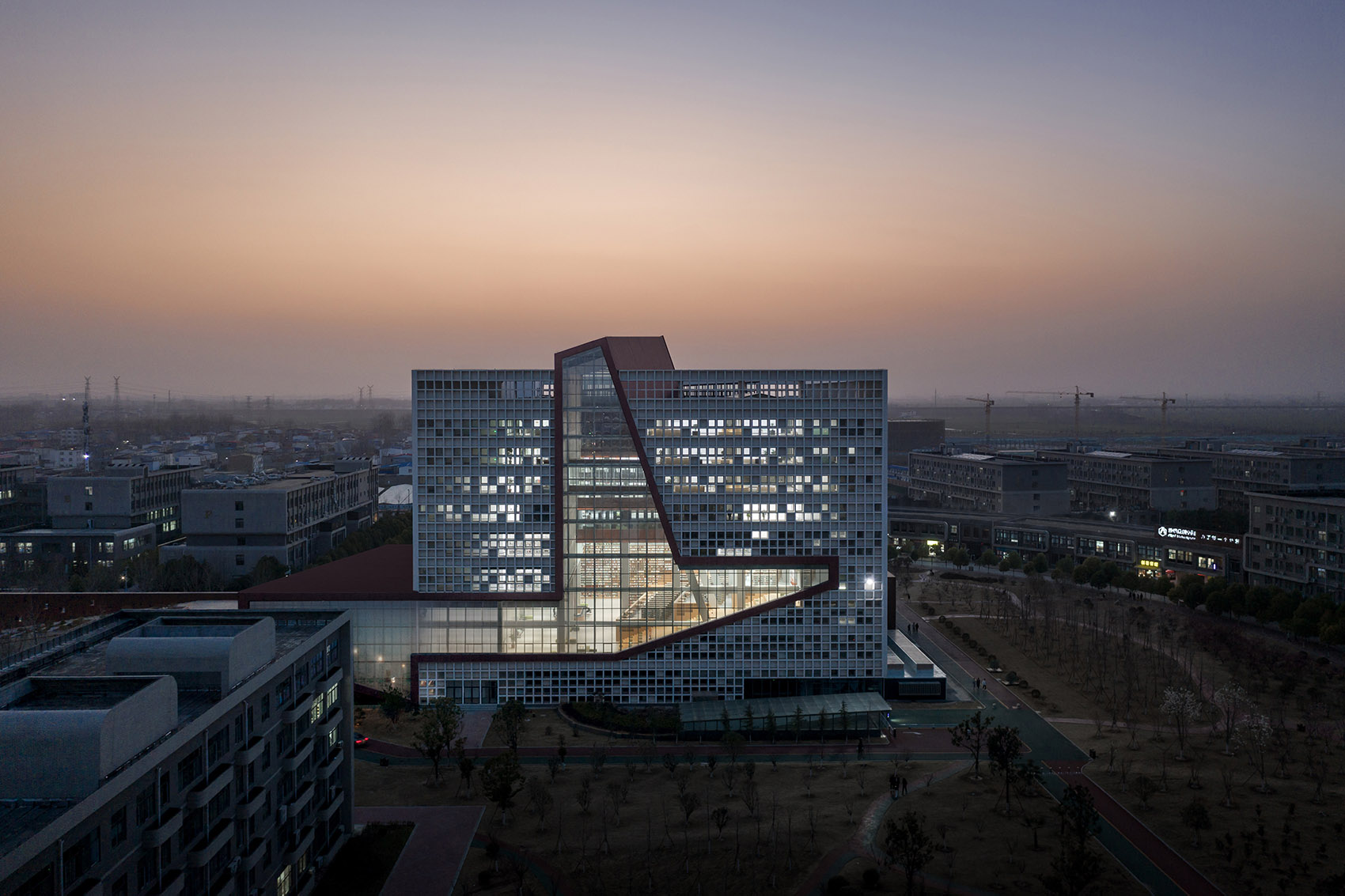 Luohe Food Vocational College Library Information Comprehensive ...