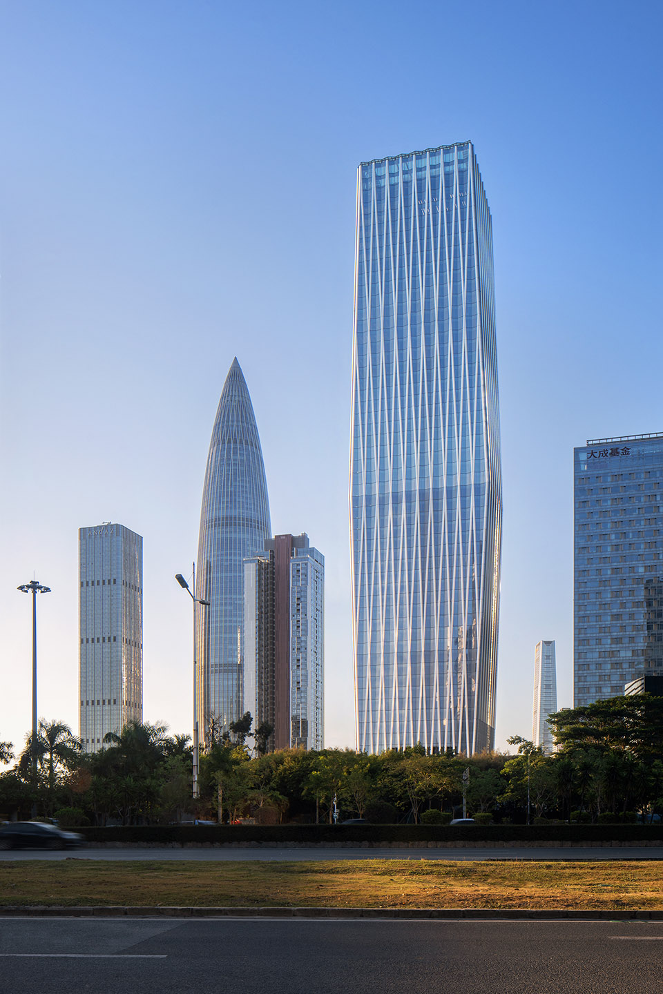 Shenzhen Capital Plaza, China by CCDI GROUP 21 Design Studio - 谷德设计网