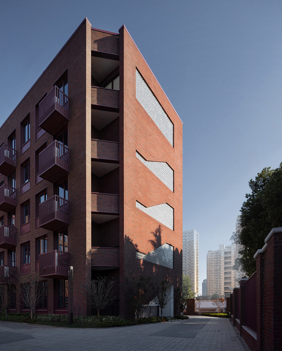 Yiwu Xiuhu Primary School expansion project, China by JIUMI Design - 谷德设计网