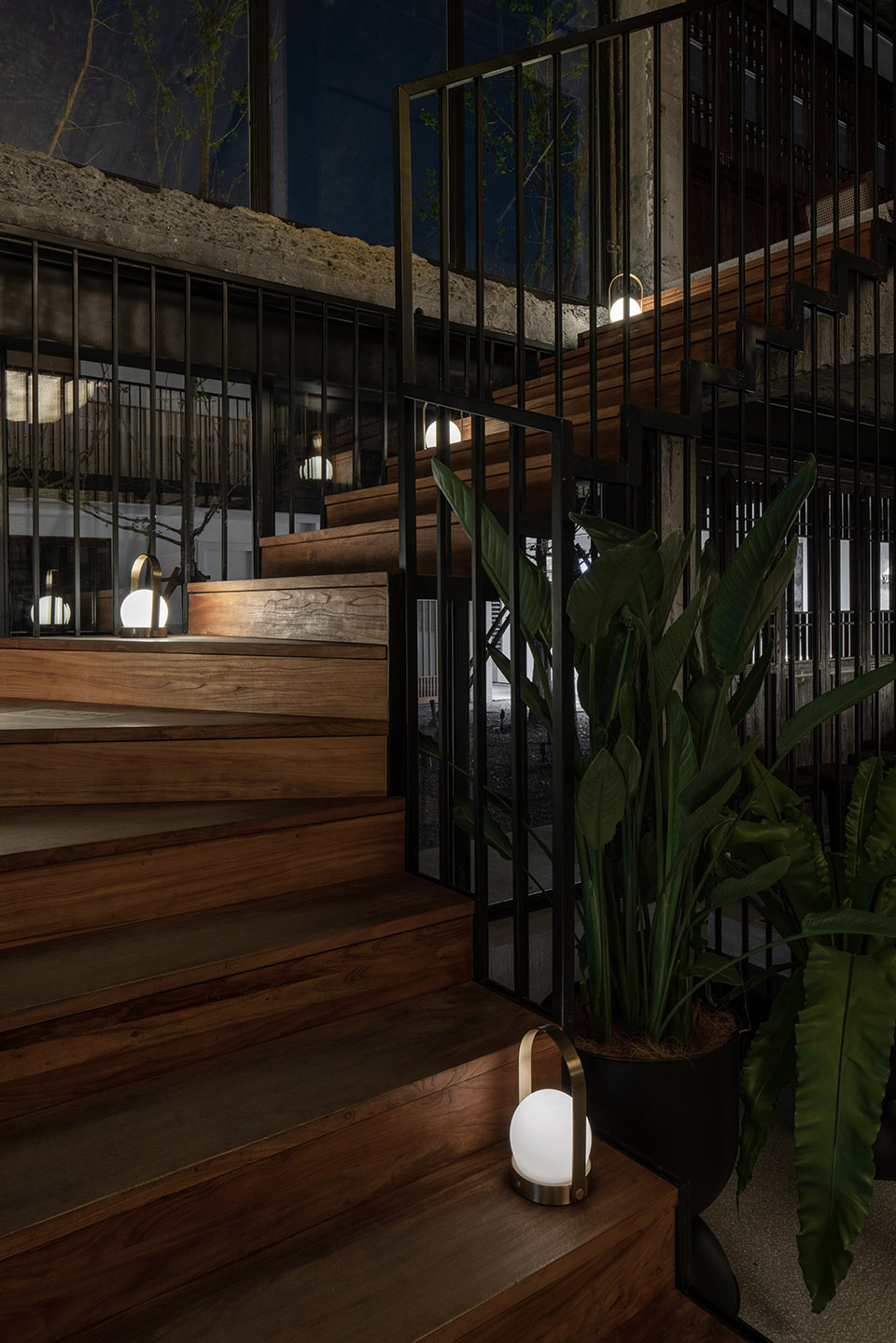 Villa Moon restaurant by milanesi｜paiusco - 谷德设计网