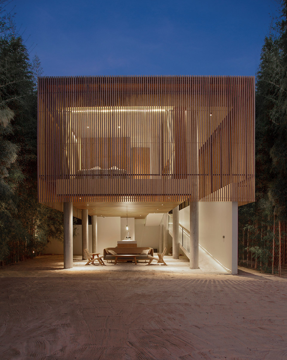 Innit Lombok Beachfront Living by Andra Martin and d‘associates - 谷德设计网