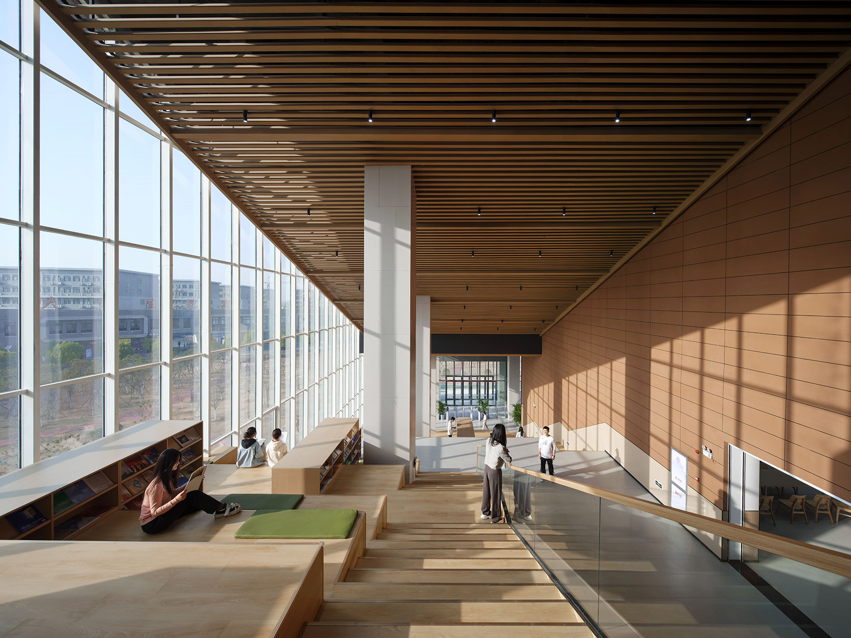 Luohe Food Vocational College Library Information Comprehensive ...