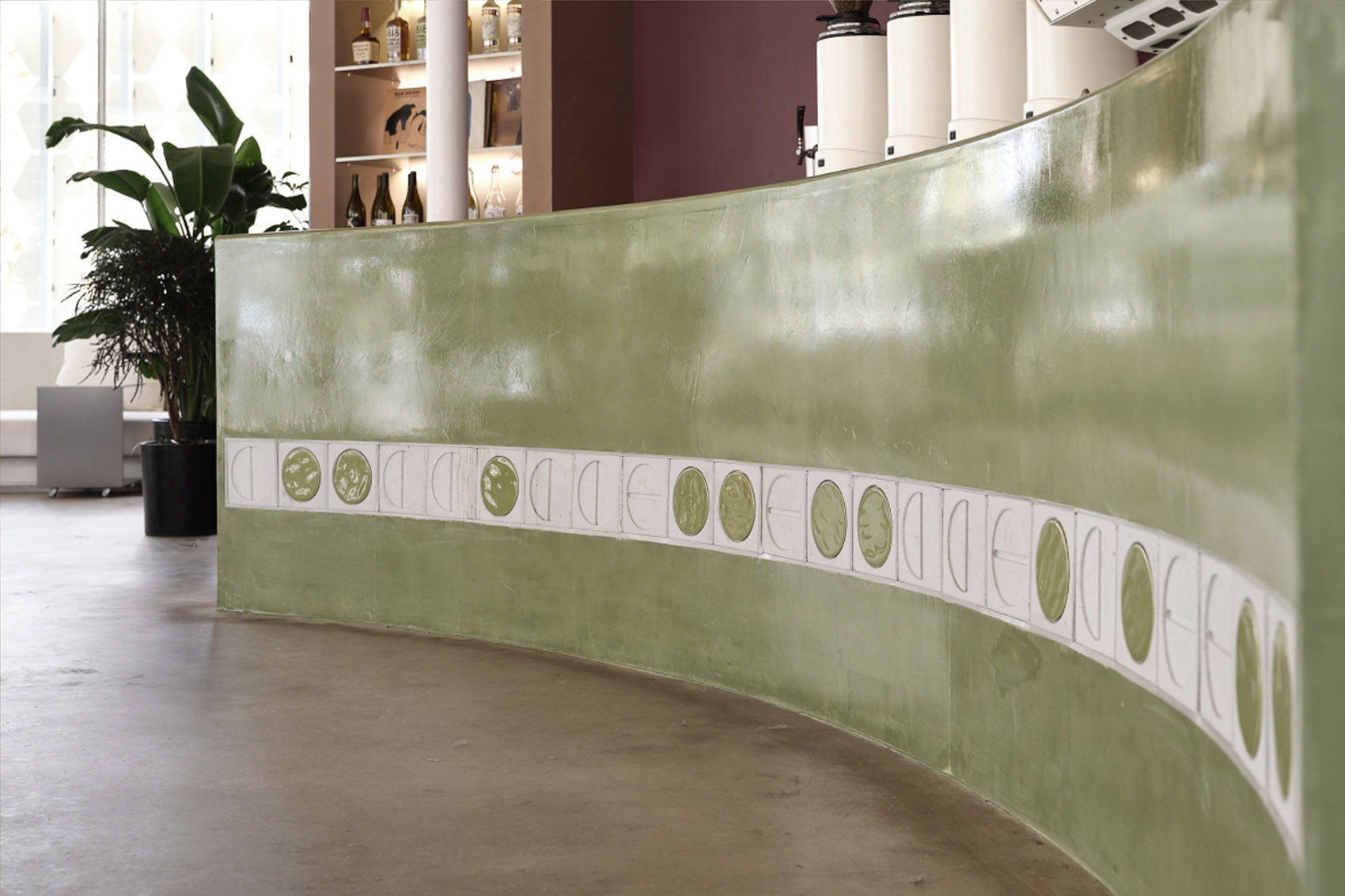 “Walking To The Green Maple” – LOAM cafe&bar, China by STUDIO8 - 谷德设计网