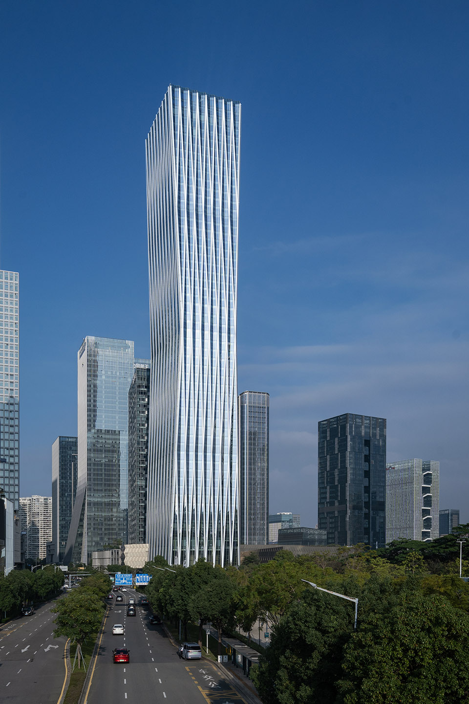 Shenzhen Capital Plaza, China by CCDI GROUP 21 Design Studio - 谷德设计网