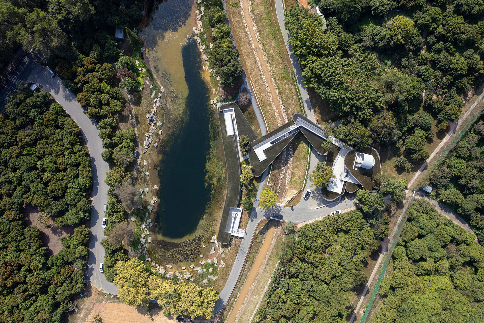 Design of the secondary station and surrounding landscape for the Xili ...