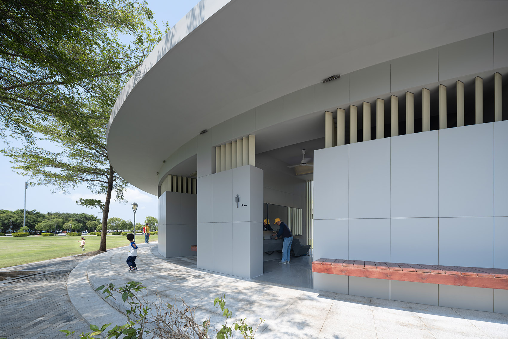 Design of Public Toilet in Shenzhen Bay Haifeng Sports Square, China by CCDI GROUP 21 STUDIO - 谷德设计网