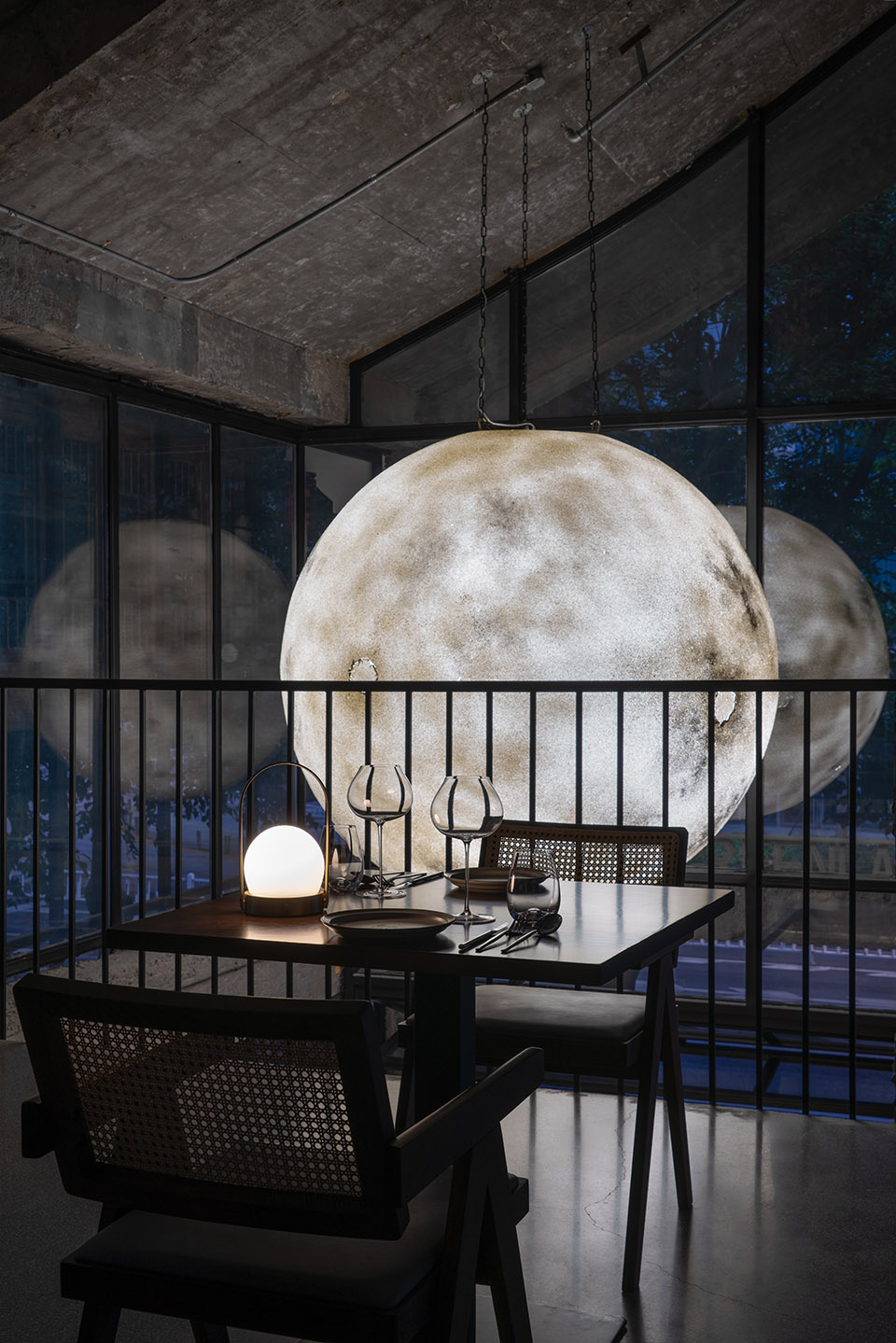 Villa Moon restaurant by milanesi｜paiusco - 谷德设计网