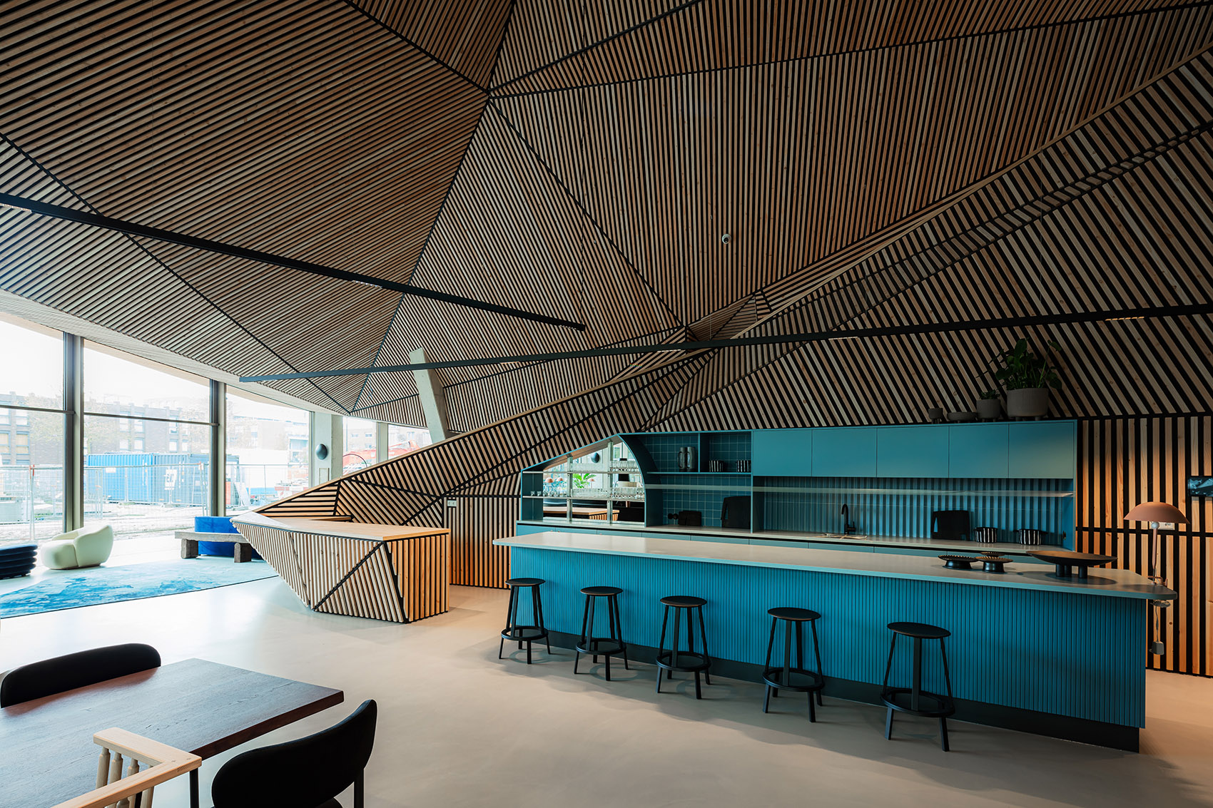 Jonas’ building by Orange Architects - 谷德设计网