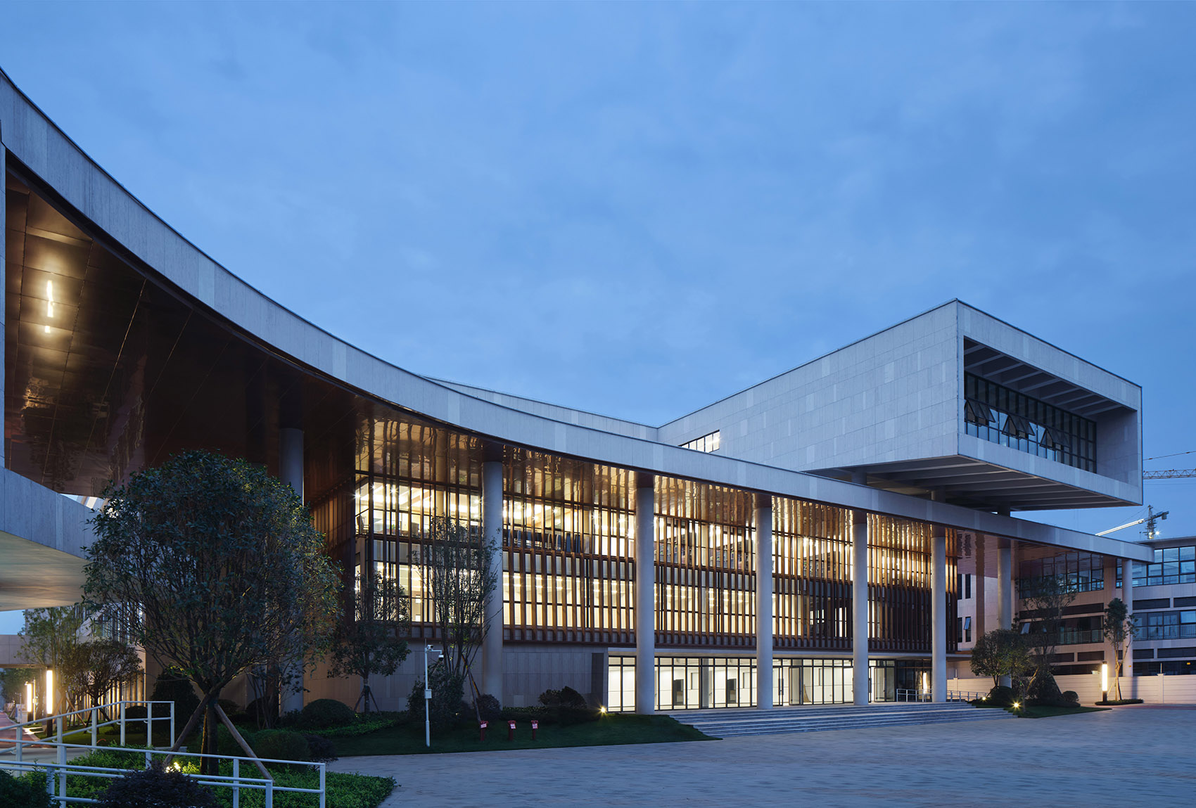 Renshou Campus of Chengdu Foreign Language School by Rong Zhaohui ...