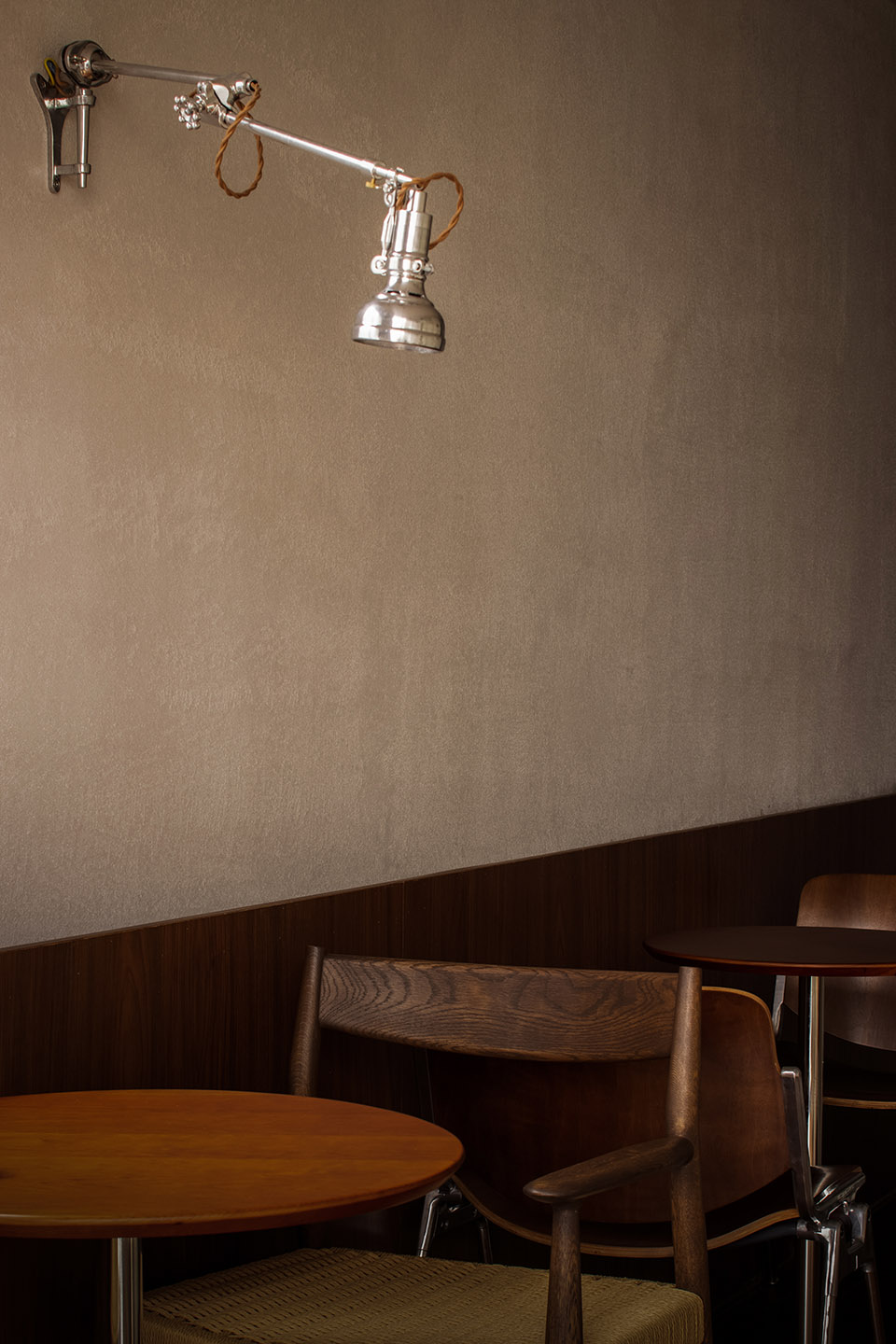 Vertical coffee shop by Nine Pick Design - 谷德设计网