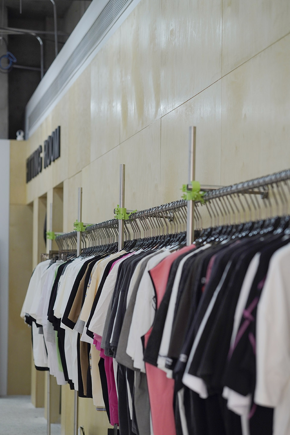 TBC Buyer Shop, China by LLLOOK STUDIO - 谷德设计网