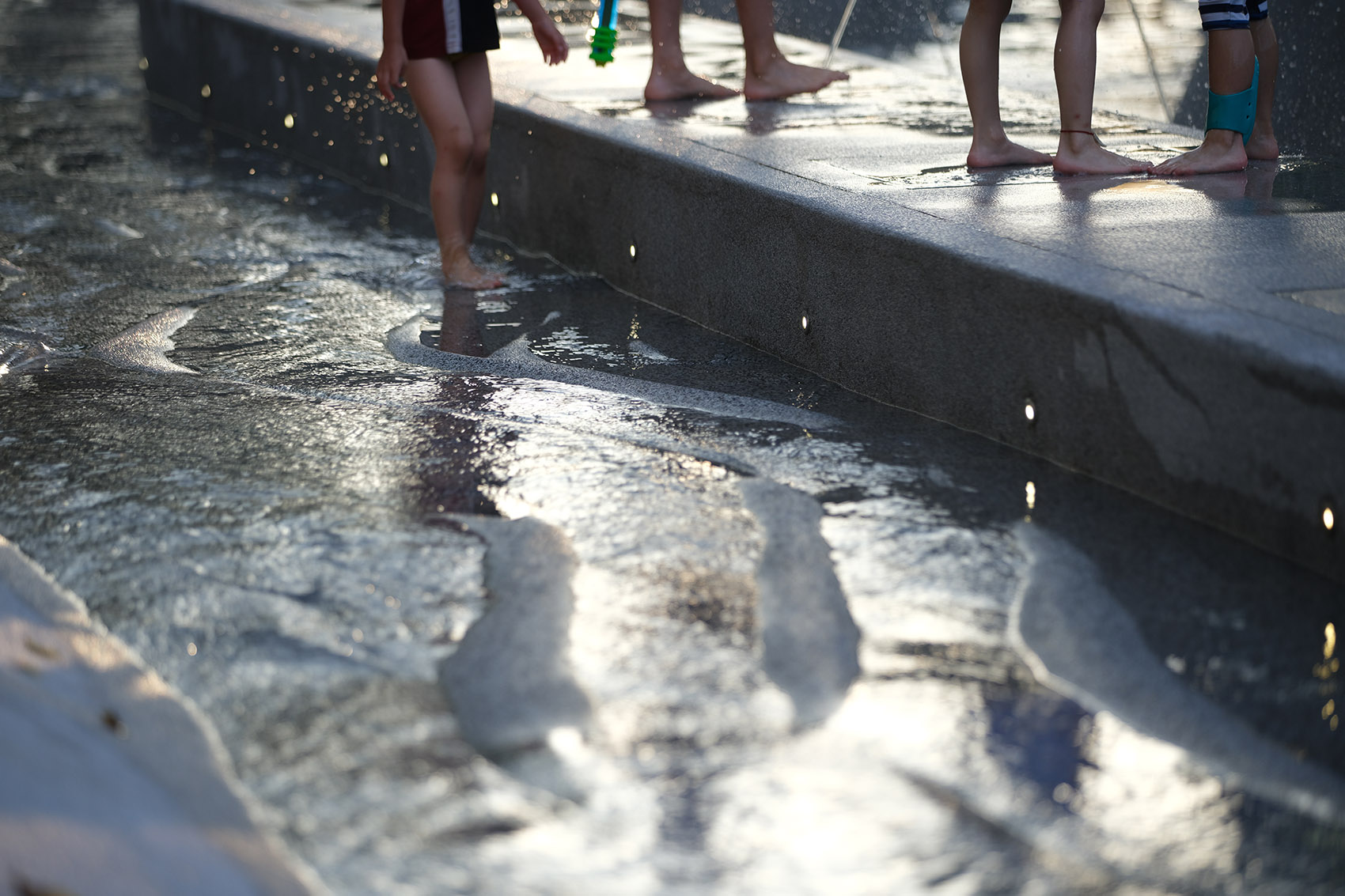 WATERLINE PARK, China by Lab D+H Shanghai - 谷德设计网