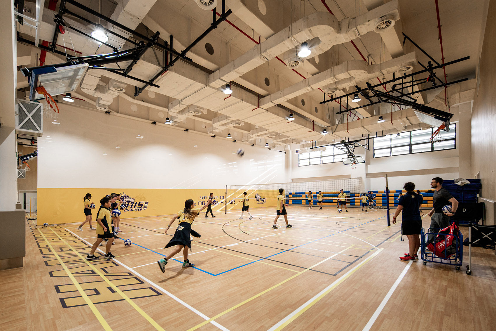 Hangzhou International School (HIS) by Zhu Peidong-line+ studio & gad - 谷德设计网