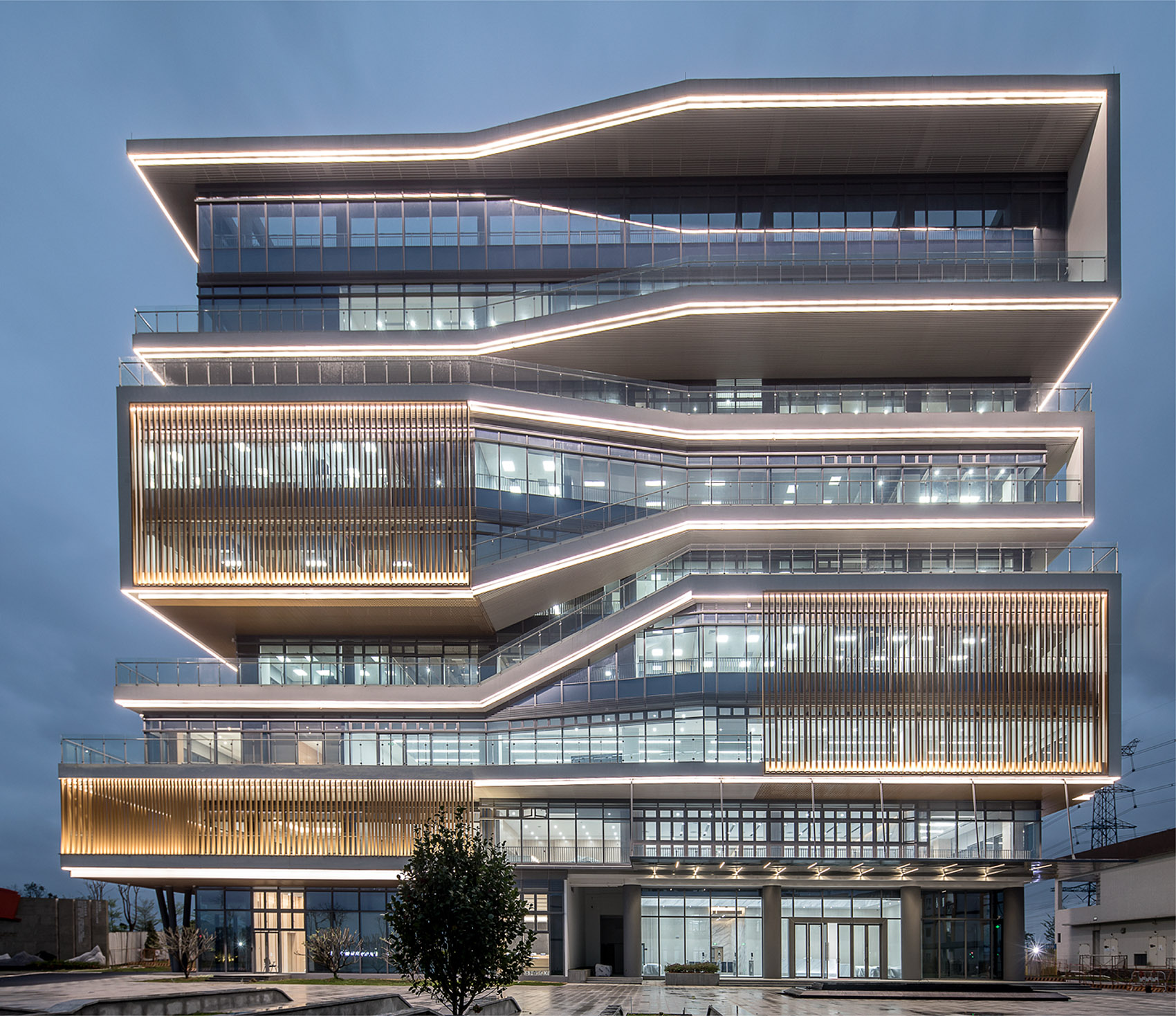 No.5 Research Building of Dongguan Shuixiang Science and Technology ...