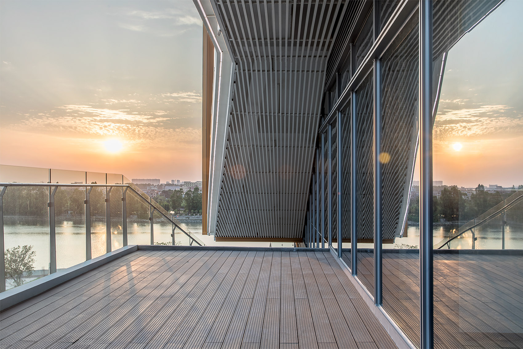 No.5 Research Building of Dongguan Shuixiang Science and Technology ...