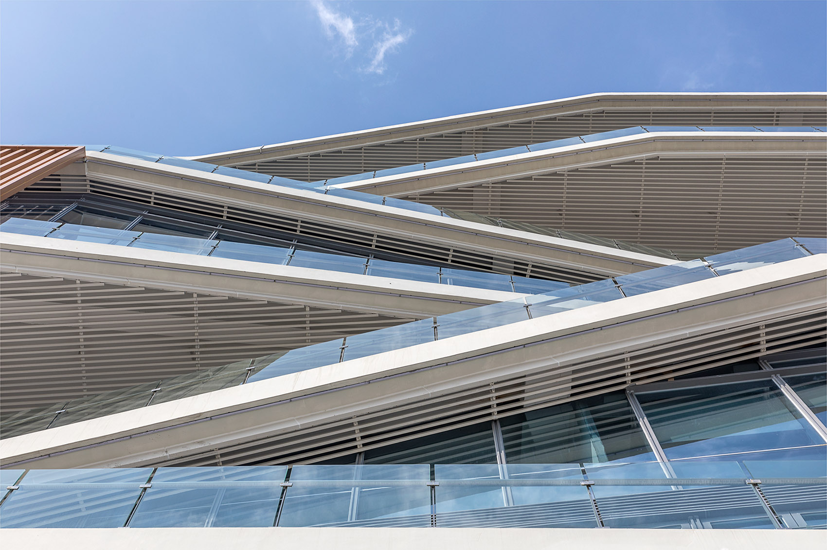 No.5 Research Building of Dongguan Shuixiang Science and Technology ...