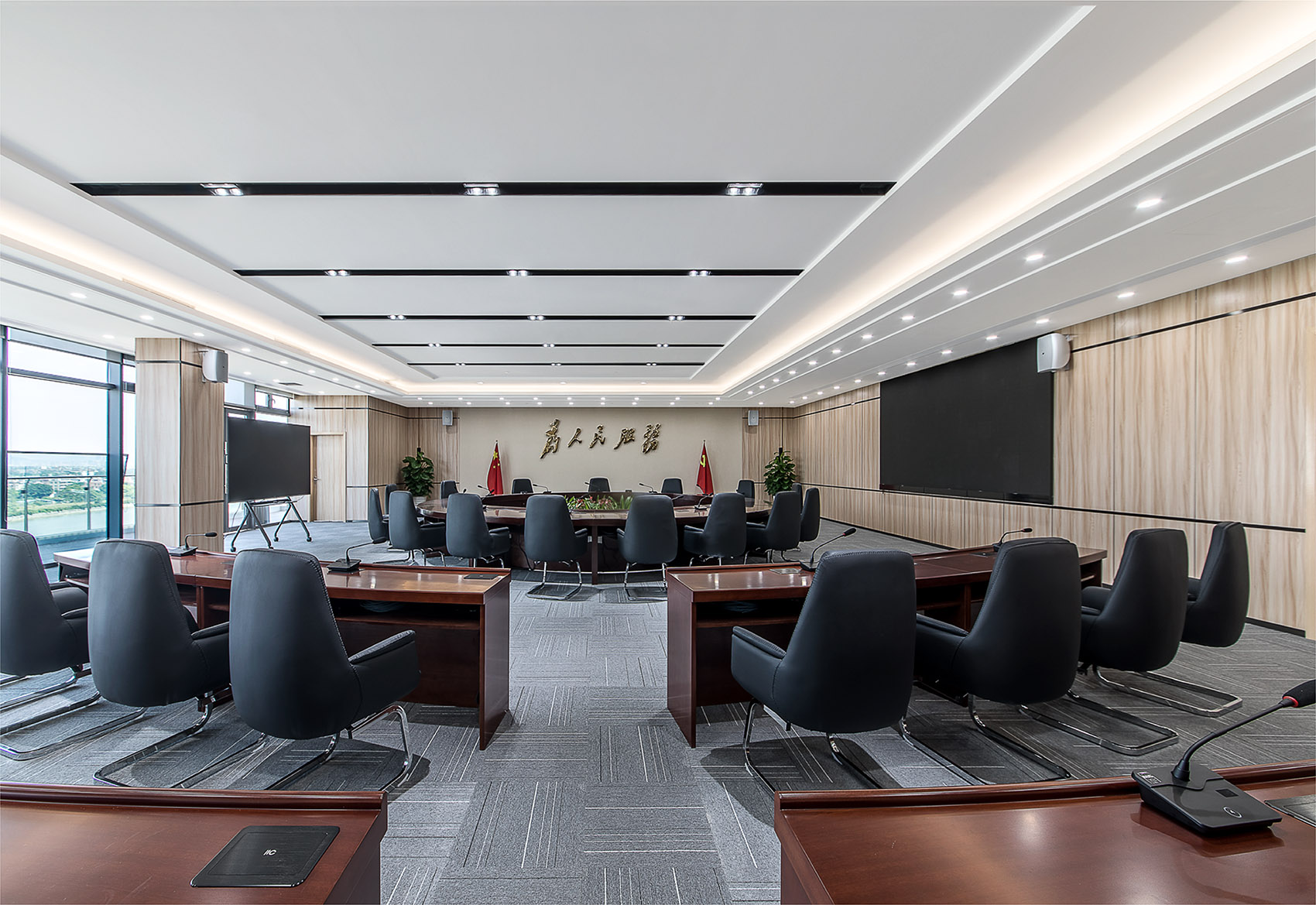 No.5 Research Building of Dongguan Shuixiang Science and Technology ...