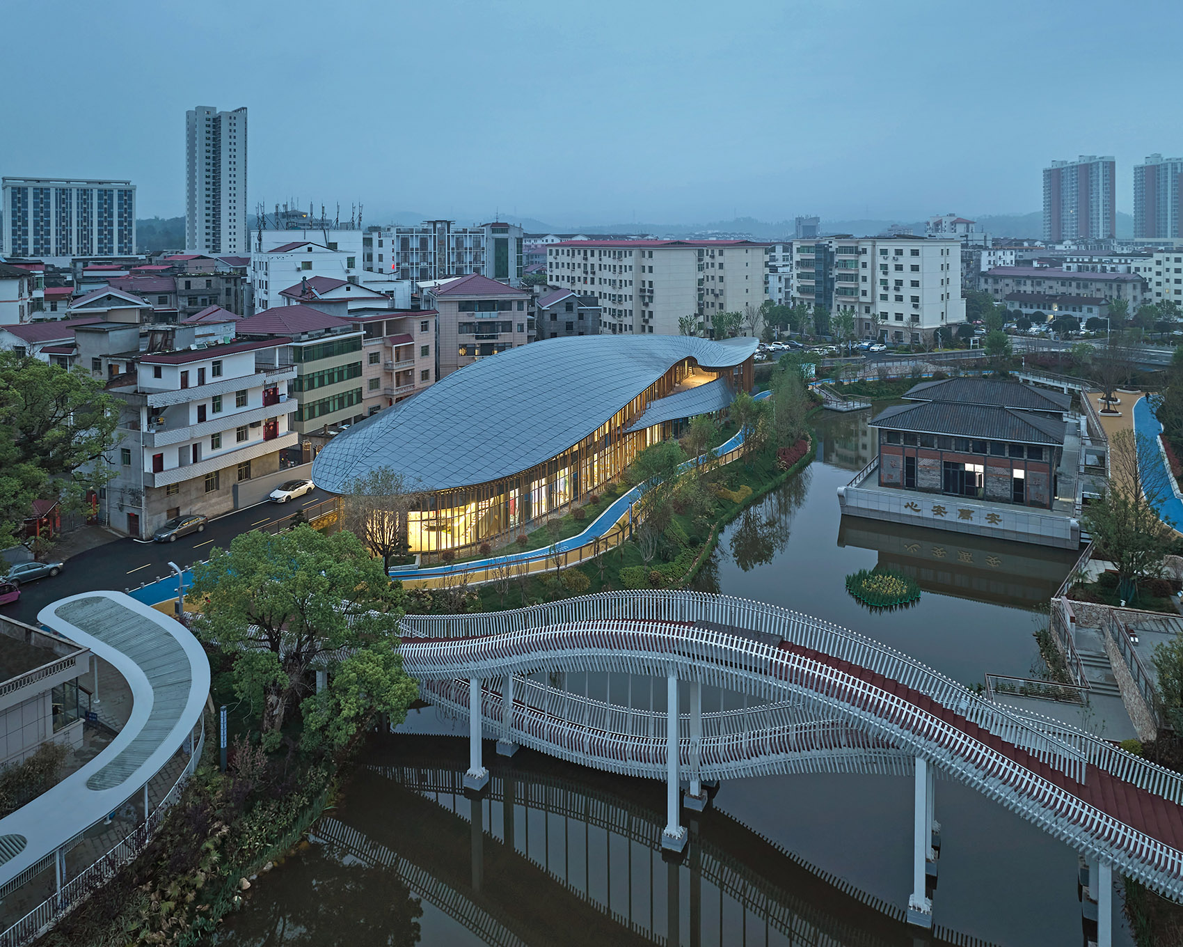 Wan ‘an Shikoutang Fish Culture Center by Oumoumou Studio, SJTU - 谷德设计网