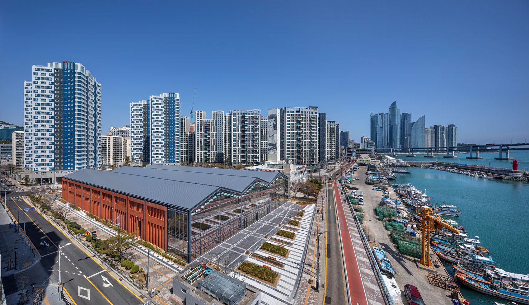 Millac The Market by LJL Architects + 2K1 Architecture - 谷德设计网