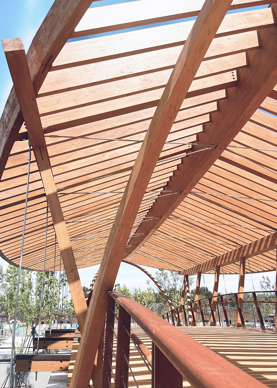 Floating Leaf Footbridge, China by HAI Architects - 谷德设计网