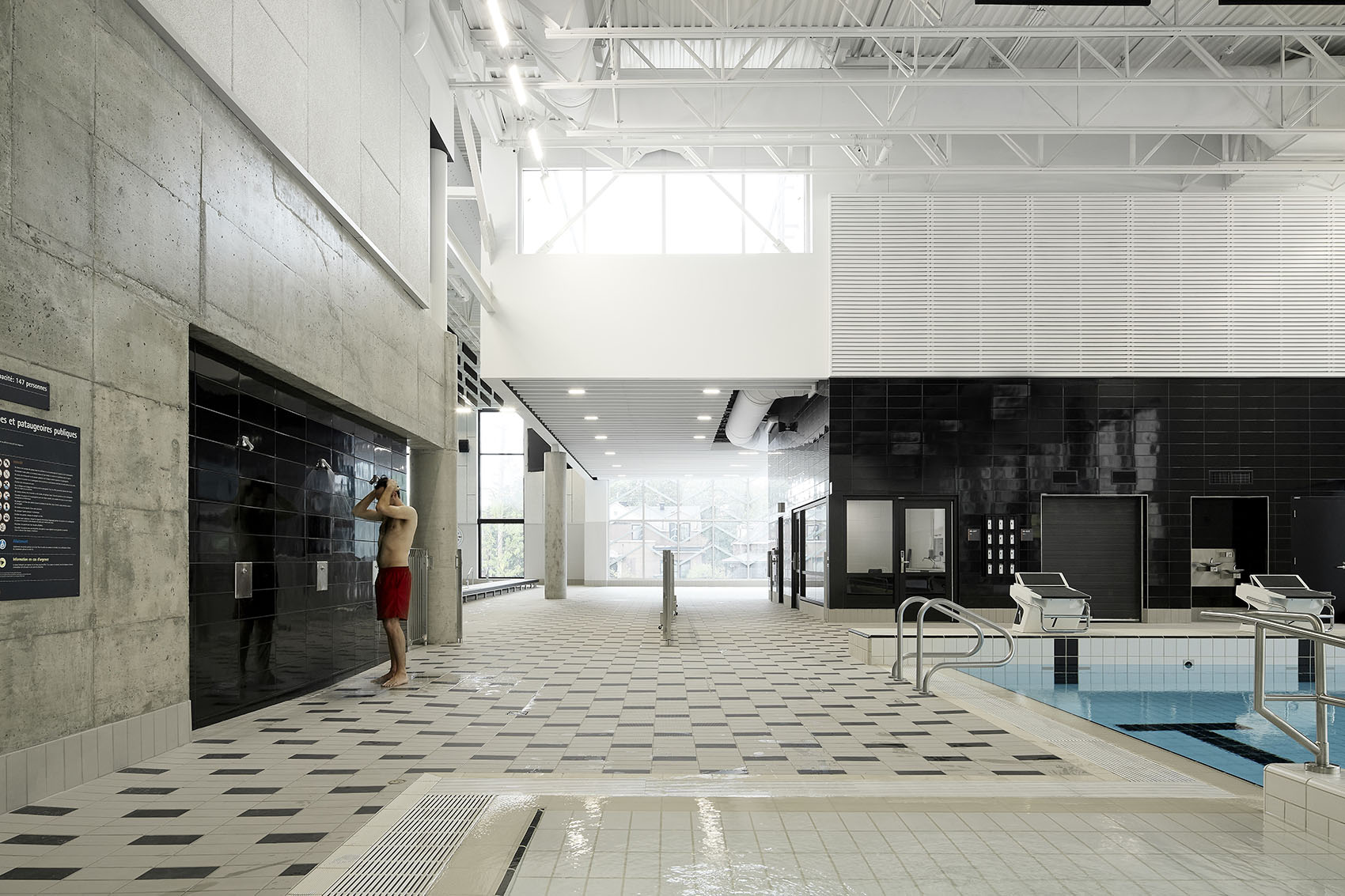 Rosemont Aquatic Center by Poirier Fontaine Architectes Inc. & Riopel ...