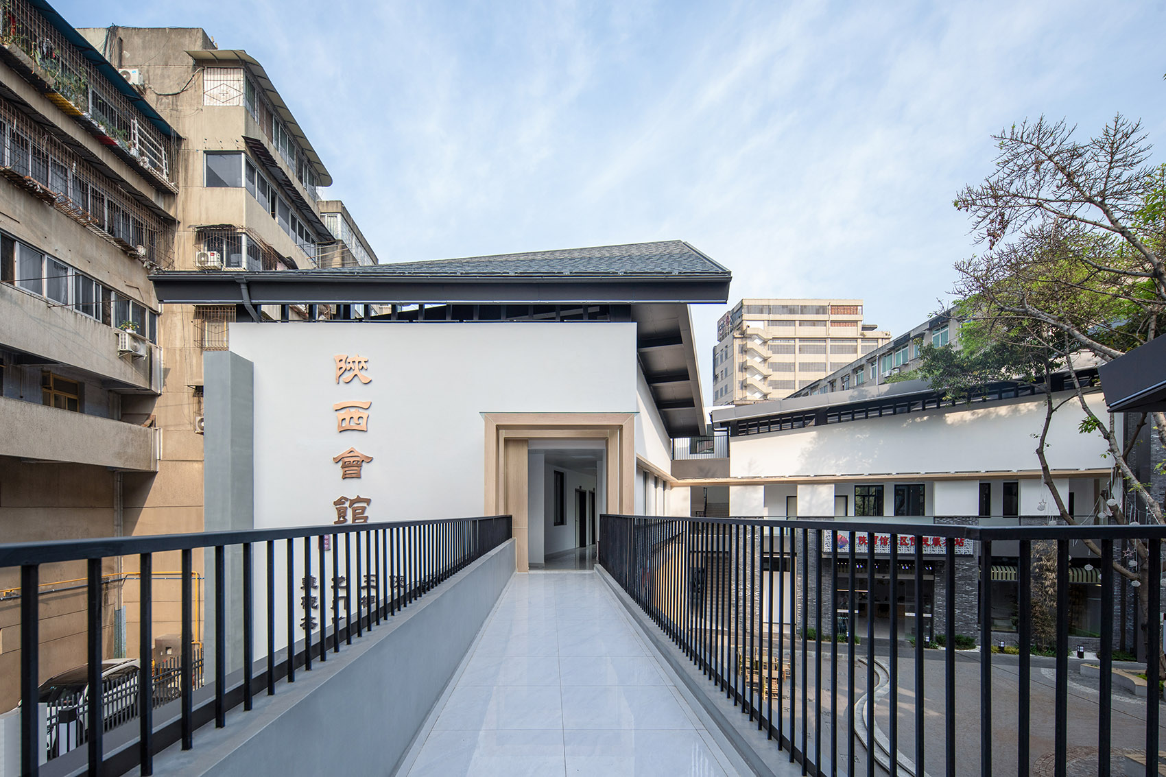 Deyang Shaanxi Guild Hall Community Center, China by AUP Architects - 谷德设计网