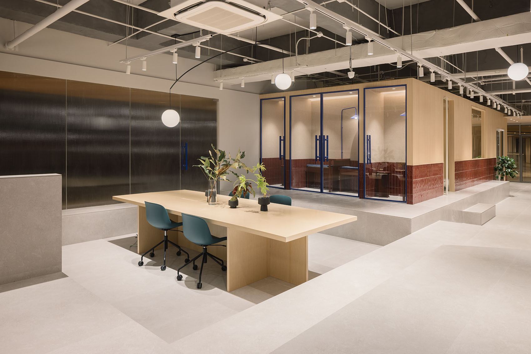 INMEDIA Office Space by Yatofu Creatives - 谷德设计网