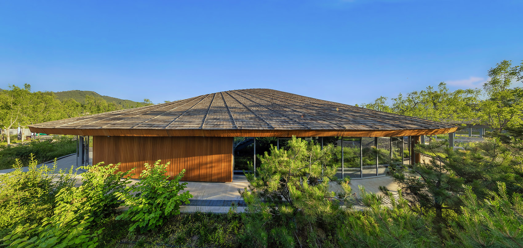 Huanxiu Lake Science Popularization and Education Center design, China ...