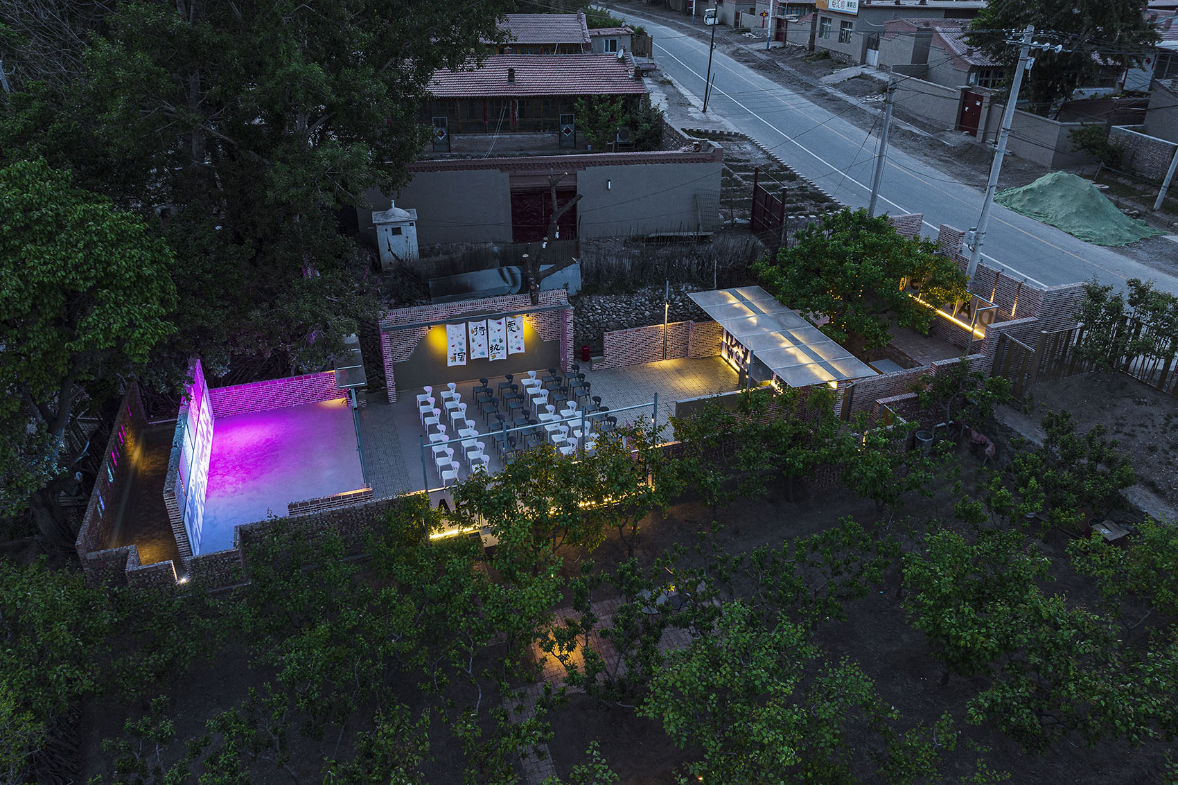 Daliangzao-Salon by DAIKOSHA Architectural Design Consulting Co., Ltd ...