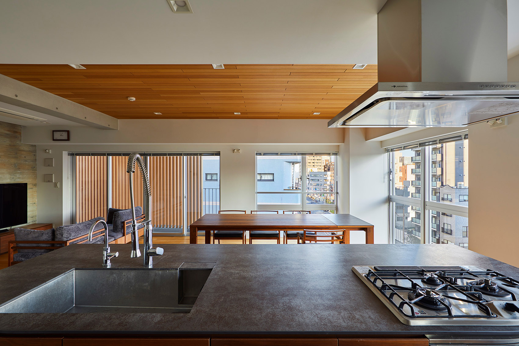 KIBA Tokyo Residence by SAKAE Architects & Engineers - 谷德设计网