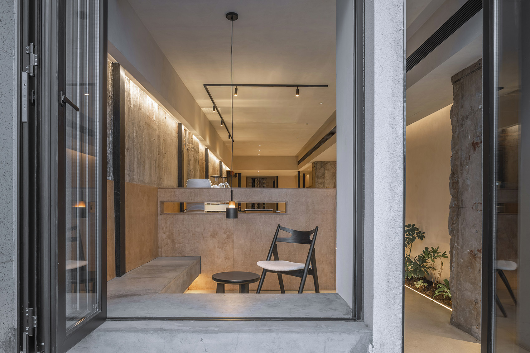 UMA Coffee, China by Ma Zhicheng - 谷德设计网