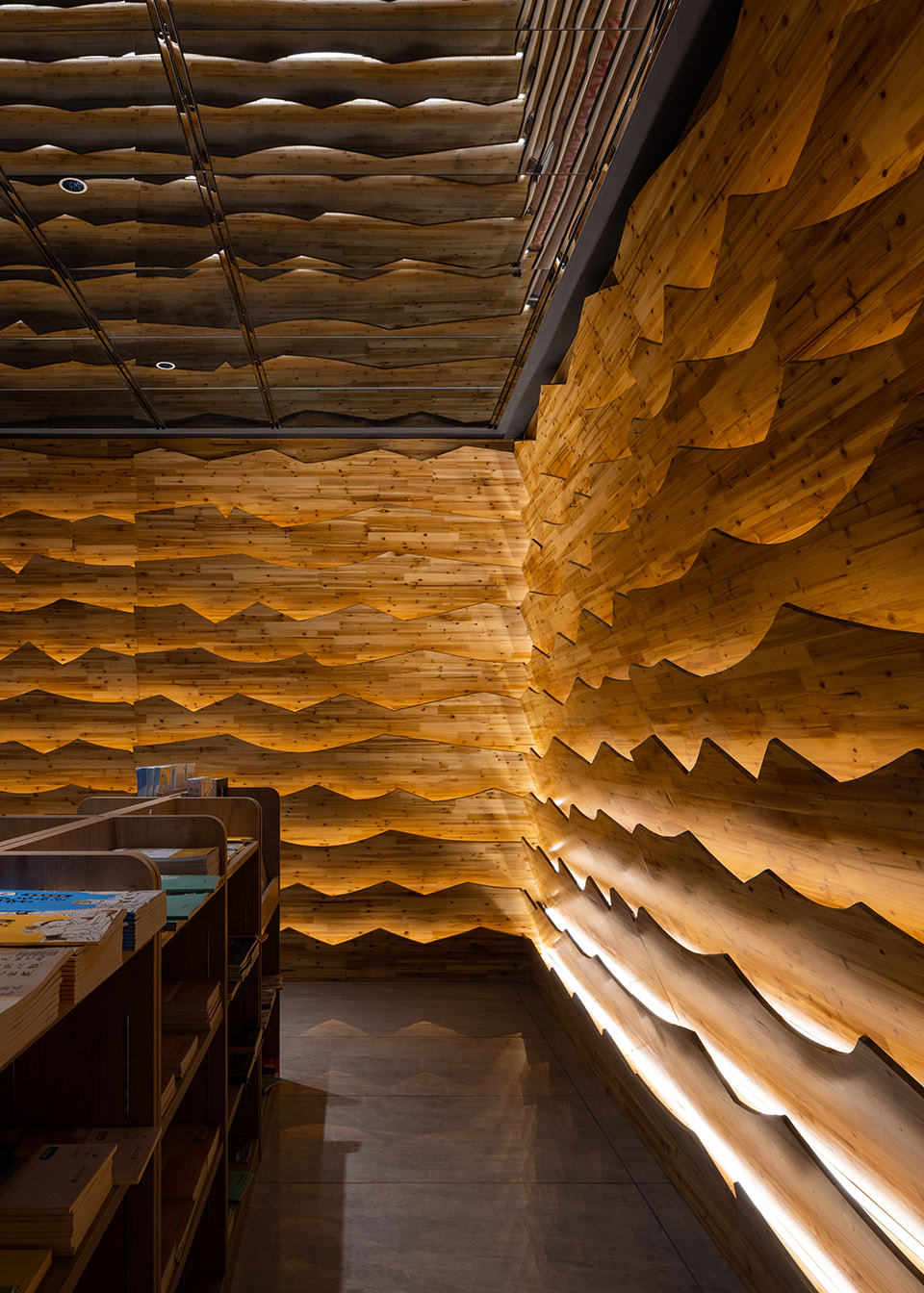 Xinhua Bookstore·Yuxi·Nie Er Book City, China by Poetic Design Office ...