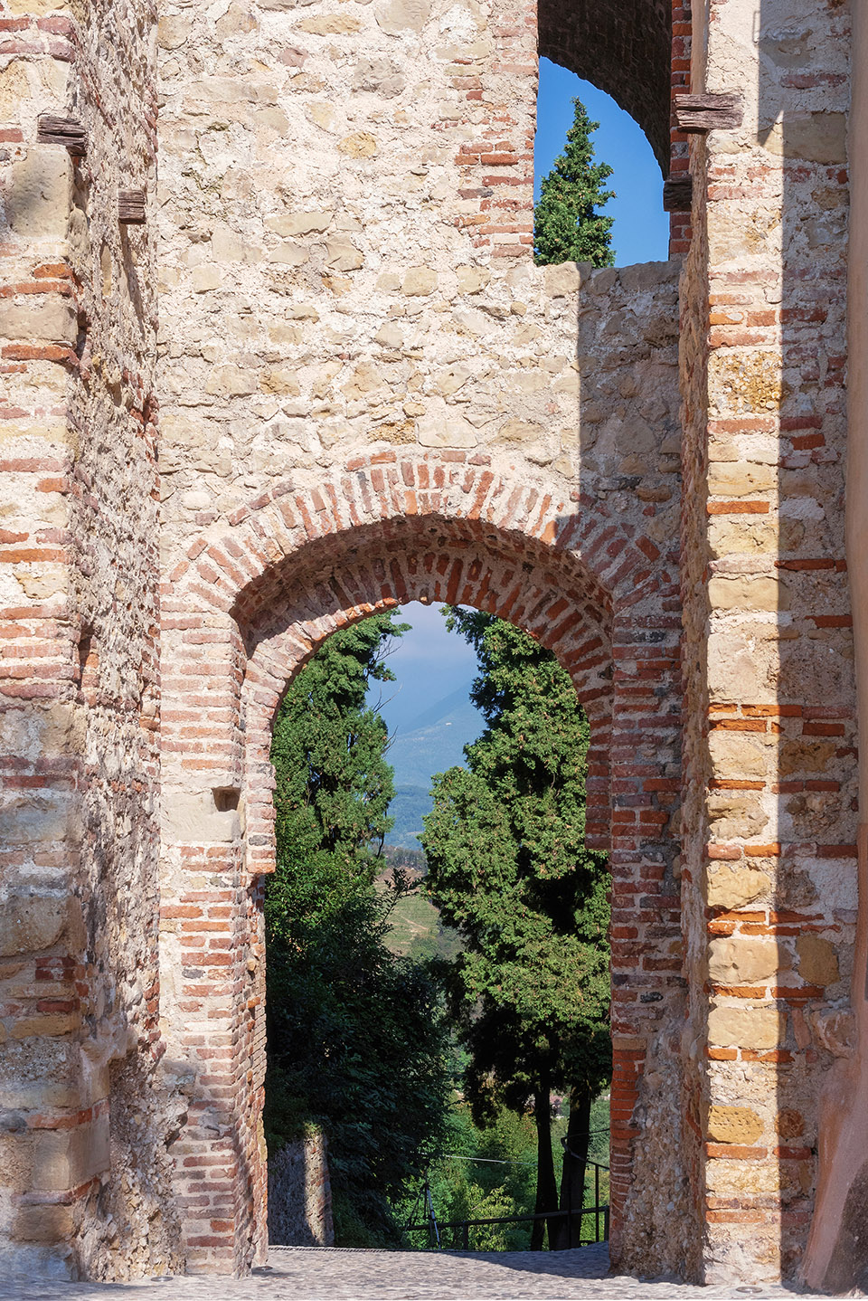 Portello Colmarion Restoration by Studio Bressan - 谷德设计网