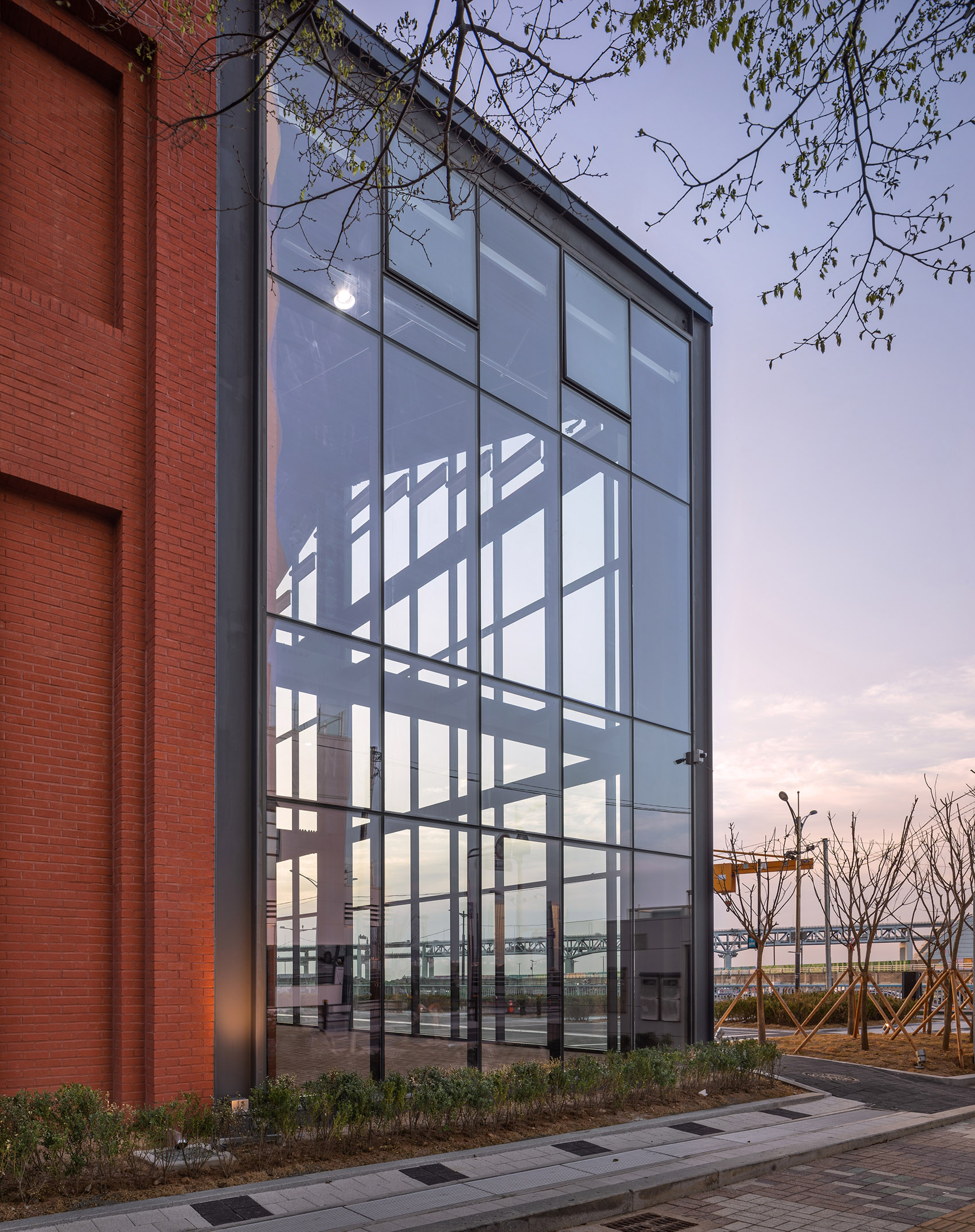 Millac The Market by LJL Architects + 2K1 Architecture - 谷德设计网