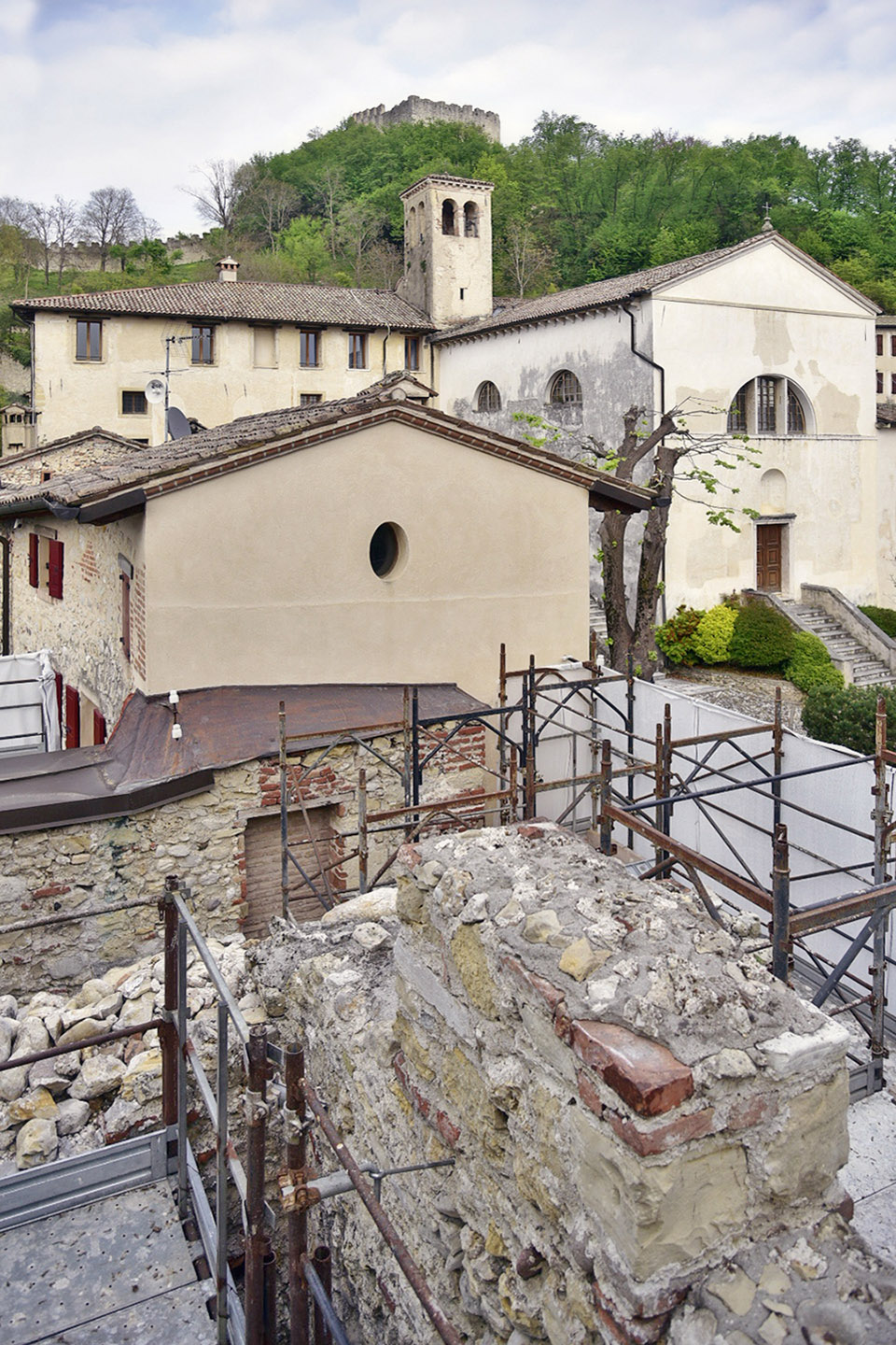 Portello Colmarion Restoration by Studio Bressan - 谷德设计网