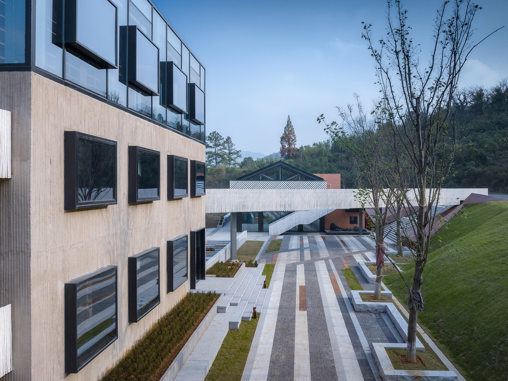 Yucun Impressions Young Library by Du Chunyu team, School of Design ...