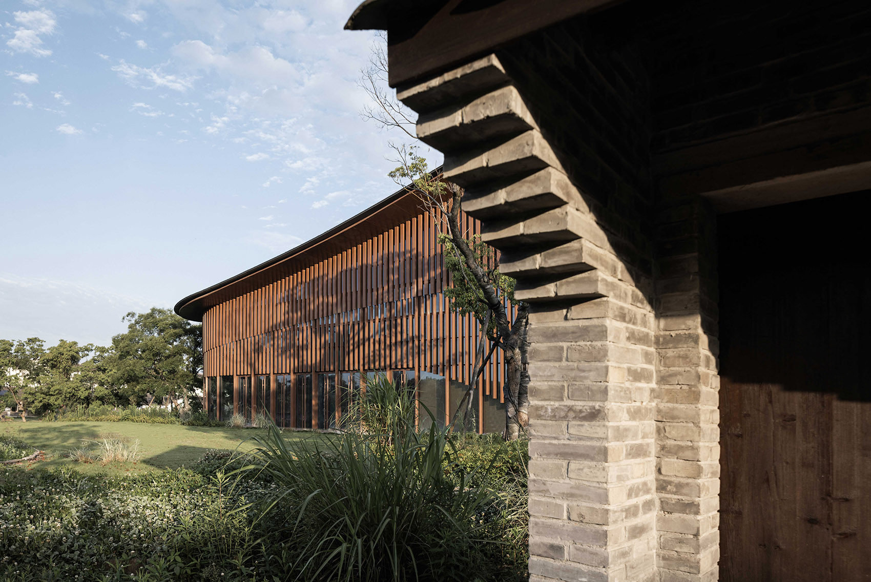 Clover Auditorium, China by Hangzhou Yuanshe Architectural Landscape ...