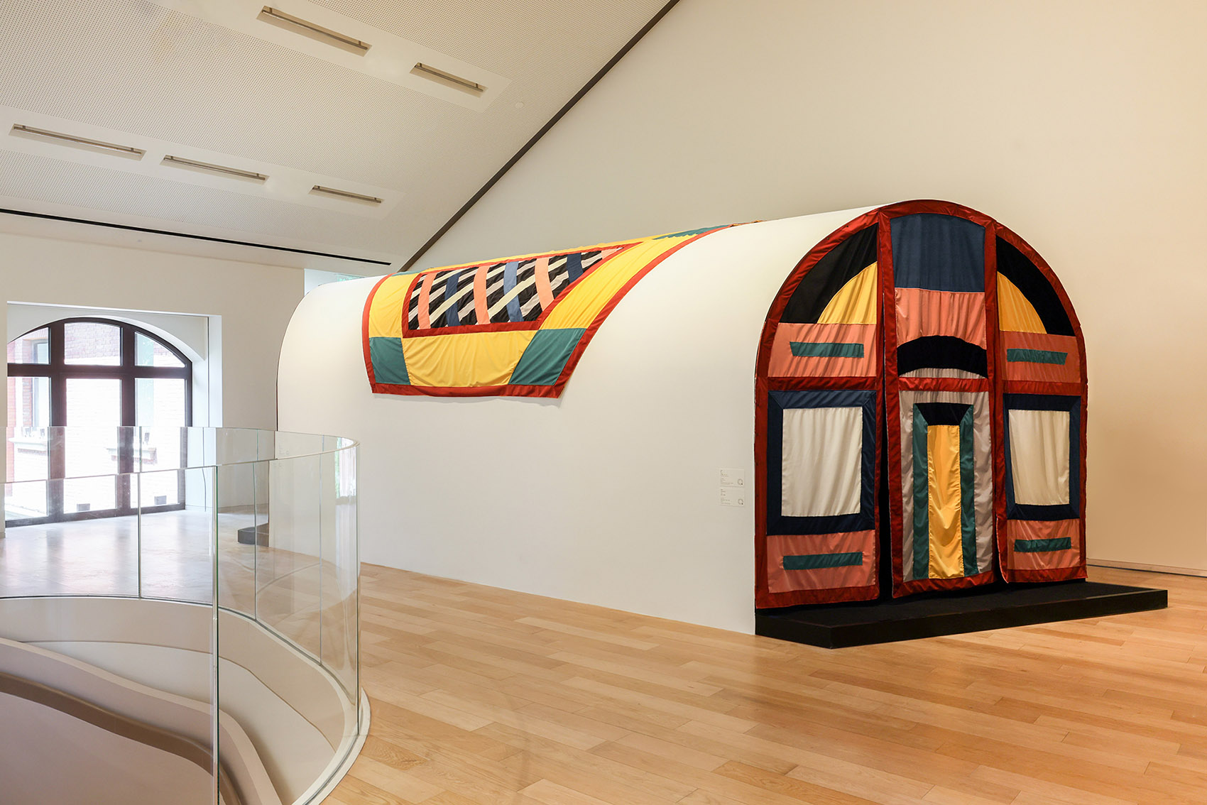 Scape Of Urban Object And Solo Exhibition Life Models By Li Han