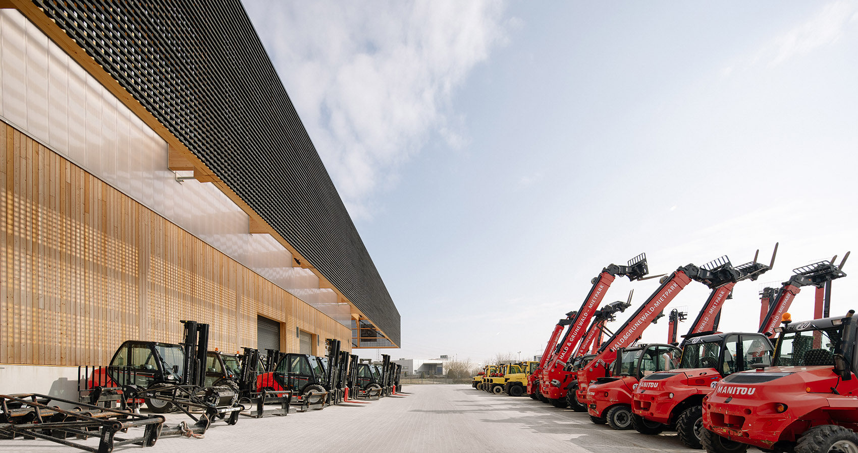 Hald & Grunewald headquarters by rundzwei Architekten BDA - 谷德设计网