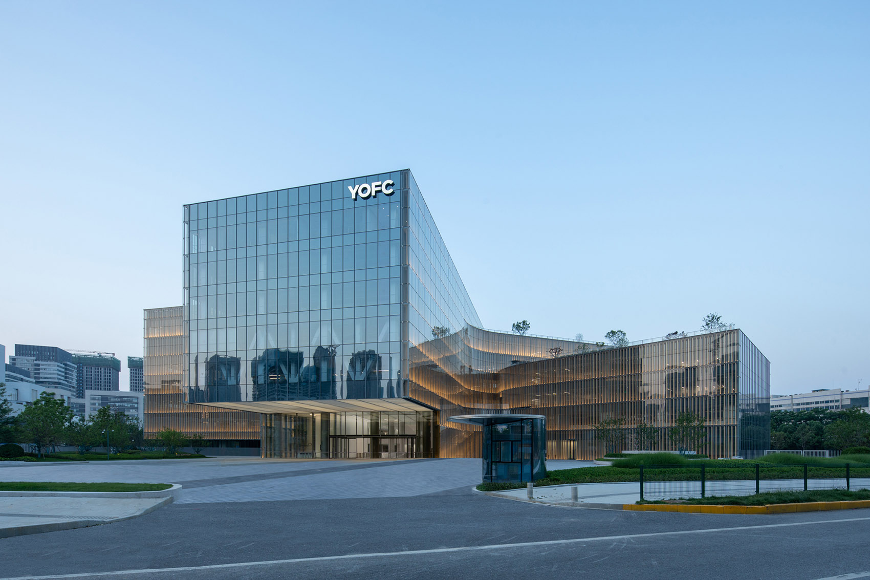 YOFC’s Headquarters by Gensler - 谷德设计网