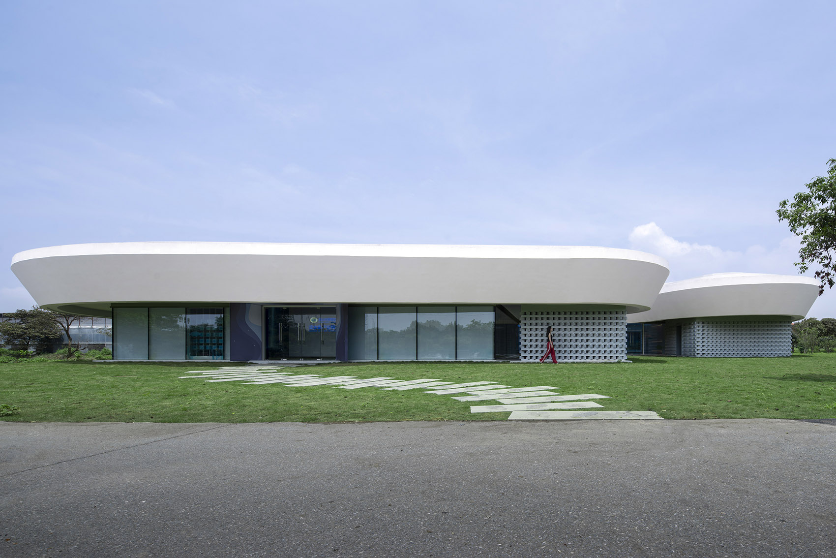 The Ripple: Nanhai District Freshwater Fish Industry Technology ...