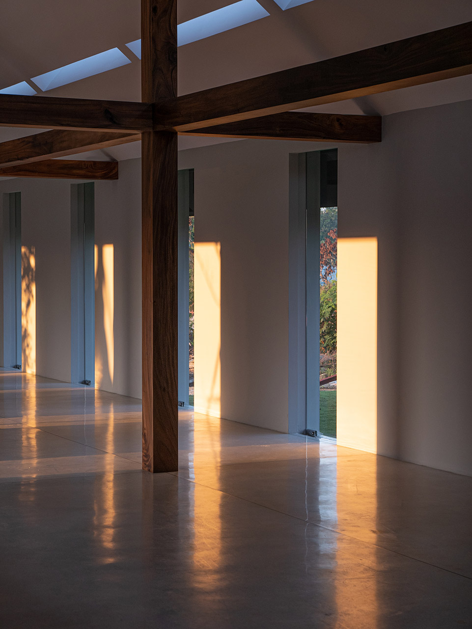 Moonler by Sher Maker - 谷德设计网