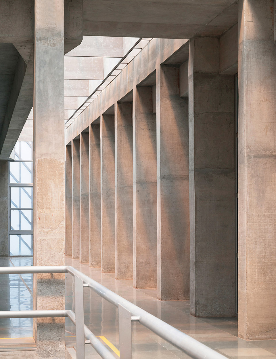 Mallcom Factory by IKSOI - 谷德设计网