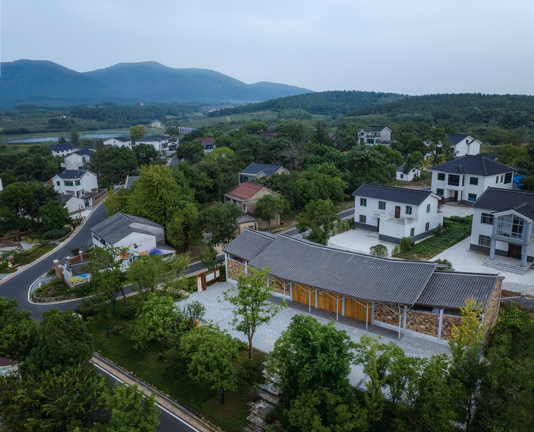 Conference Hall in Niumatang,Liyang by Atelier RenTian - 谷德设计网