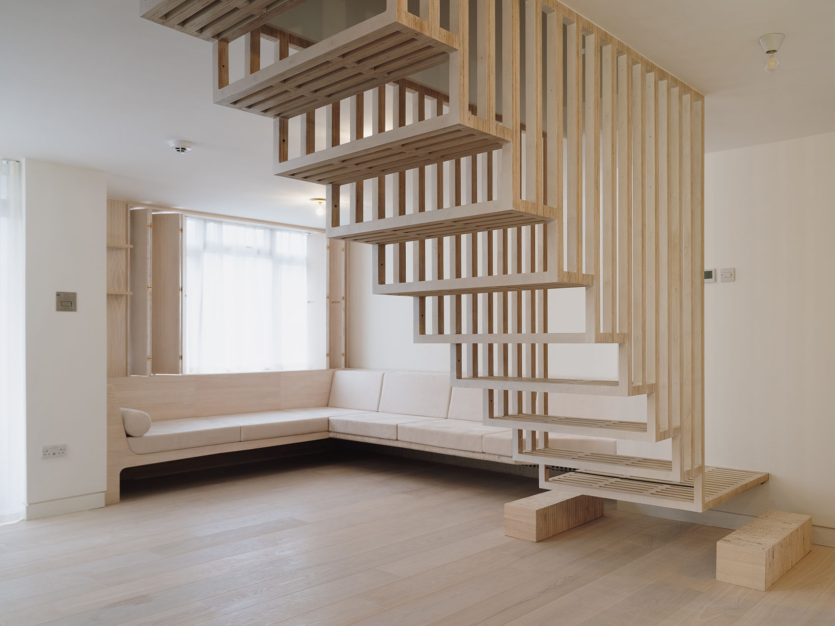 Dragon Flat by Tsuruta Architects - 谷德设计网